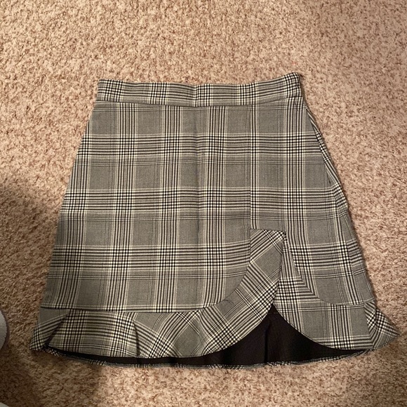 Zara | Skirts | Zara Woman Plaid Ruffle Skirt | Poshmark